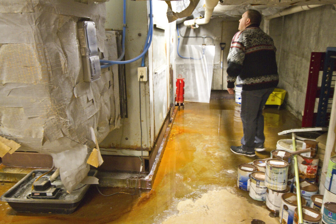 YMCA seeks to replace aging pool | News, Sports, Jobs - The Mining Journal